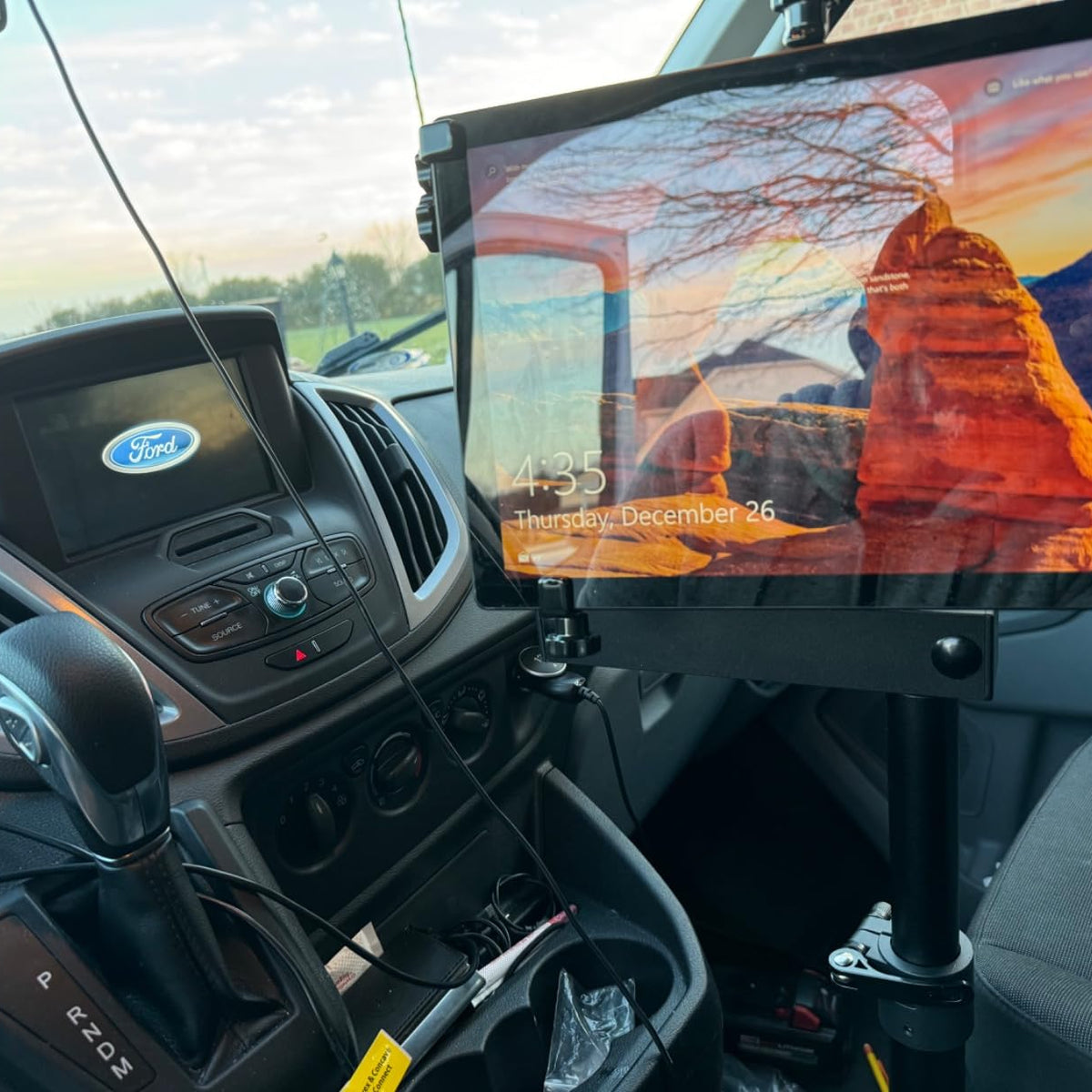 Ford Transit Laptop Mount: Boost Productivity for Delivery Drivers ...